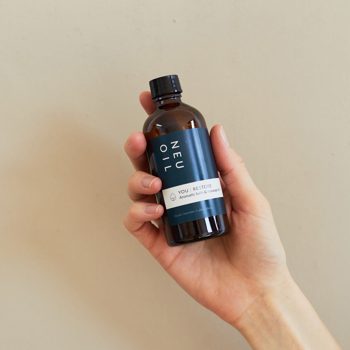 BATH & BODY OILS – Neu Oil